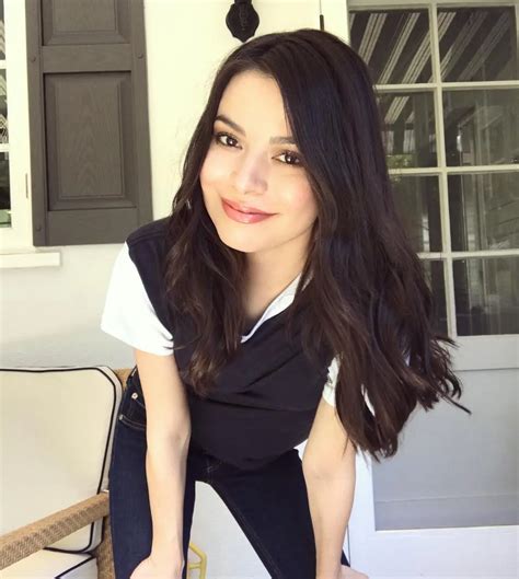Discover More Like Beautifulfemales Miranda Cosgrove And Related Content Scrolller