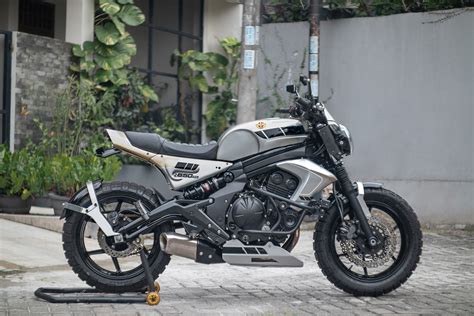 Custom Made Kawasaki Er 6n Is A Matter Of Scrambled Neo Retro