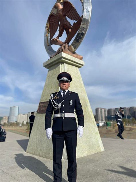 Мааз мн БГД Ii хэлтсийн дэд дарга Очирбат алба хаагчдаа