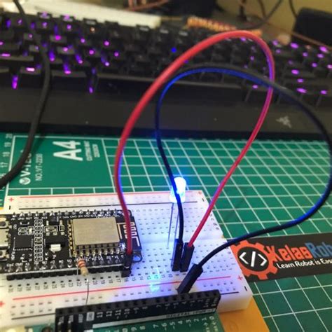 Program NodeMCU ESP8266 Blink Belajar Arduino Robotika IoT AI