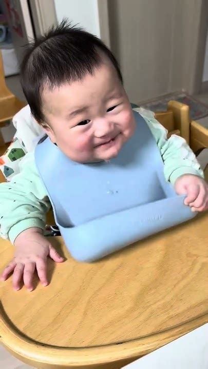 생에 첫 딸기시식 Youtube