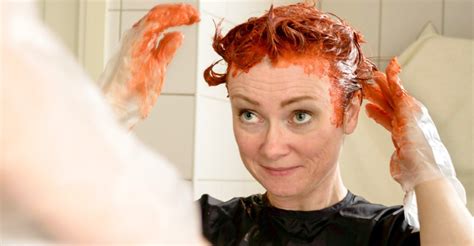 როგორ მოვიშოროთ თმის საღებავი კანიდან მარტივად ხელის ერთი მოძრაობით