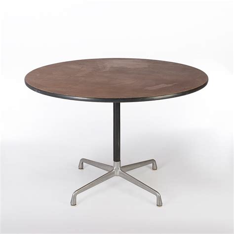 Eames Universal Base Tables