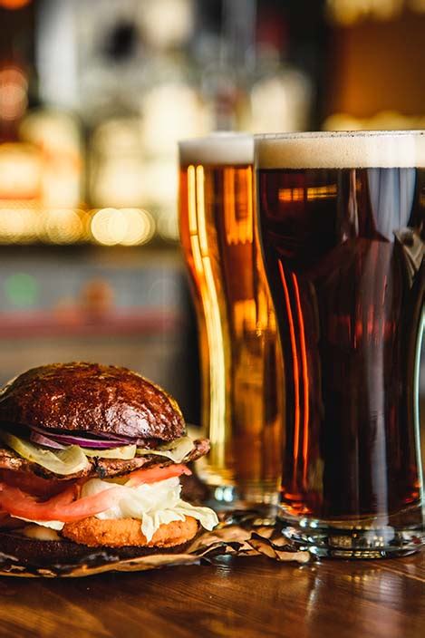 Lazy Lizard Eat Drink To Your Hearts Content