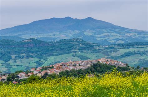 Rapone Un Tesoro Medievale Sulle Alte Cime Della Basilicata