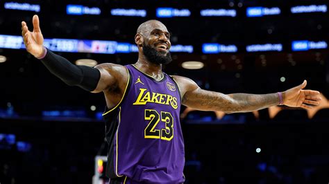 Lebron James Set To Become 1st Player To Score 50000 Total Points