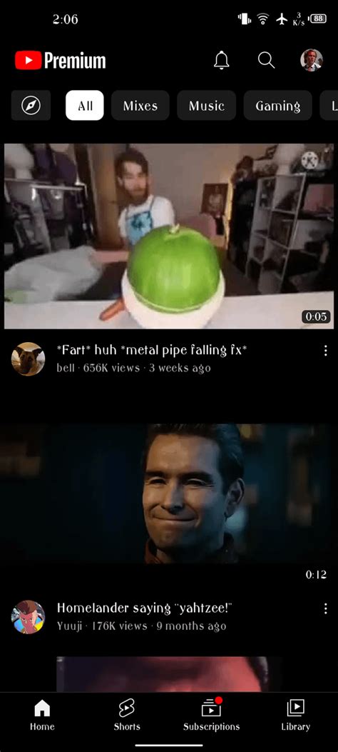 When I Turn Off My Screen The Video Stops And Closes Automatically And