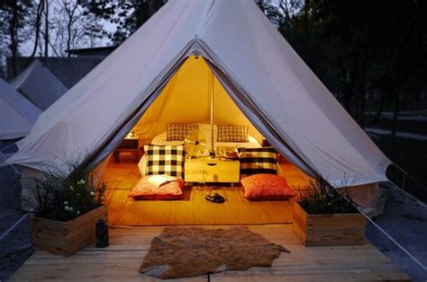 เบื่อแล้วนอนแพ อยากลองนอนเต็นท์ติดแอร์บ้างจัง กับ 8 ที่พักนอนเต็นท์ เน้นธรรมชาติ