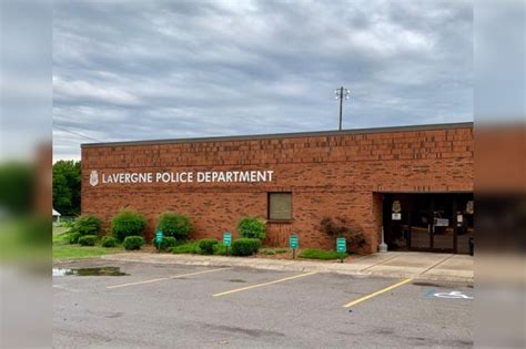La Vergne S Lethal Loot Cops Seize Guns Cash And Fentanyl Horde In