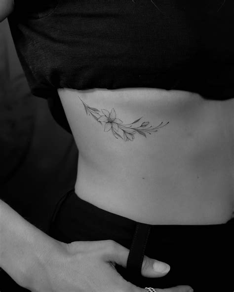Rib Tattoos For Women Basic Tattoos Tattoos For Lovers Simple