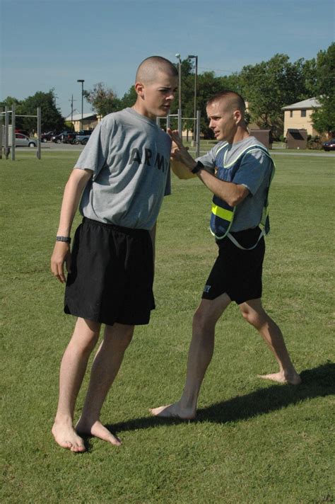 New Running Technique Strikes A Pose Article The United States Army