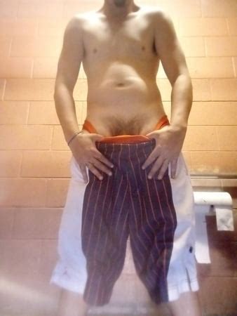 Benny Blanco Shirtless In Shorts 6 Pics XHamster
