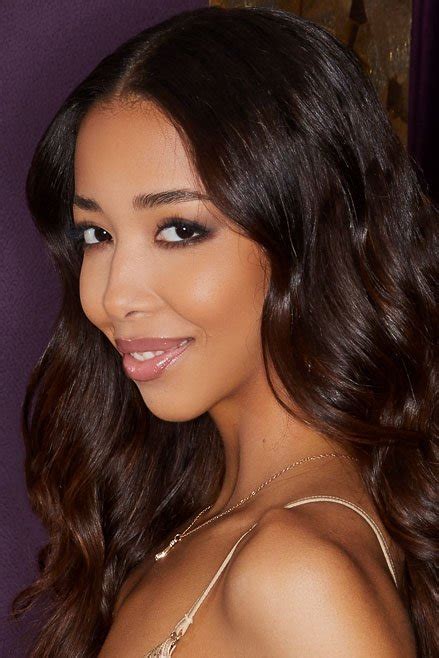 Lia Lin Profile Images — The Movie Database Tmdb