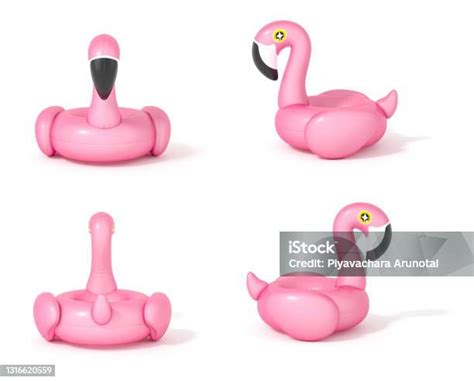 핑크 플라밍고 플로트 열대 조류 모양 풍선 수영장 링은 흰색 배경 3d 렌더링에 다른 각도로 울립니다 3d 일러스트 여름 미니멀 컨셉 클리핑 경로가 포함되어 있습니다 홍학에