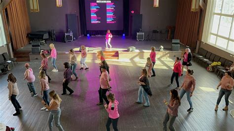 Amy Christians Modern Line Dance Class Returns Indoors On Thursdays