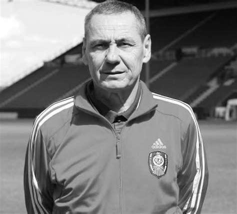 Fostul Antrenor Al Academiei Cfr Cluj și Fost Portar Al ”u” Vasile