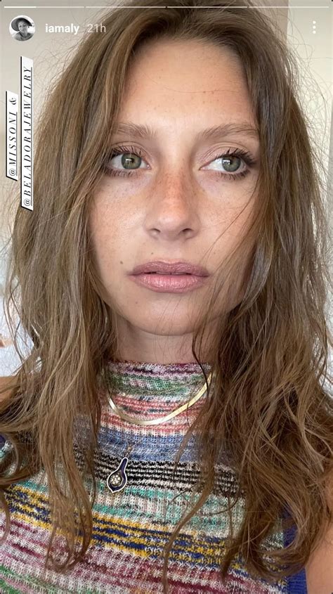 Ig Beauty Shot Scrolller