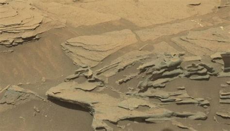 Floating Spoon Spotted On Mars Space News Zee News