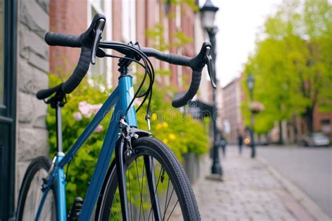 Sustainable Urban Streets With Cycling Lanes And Green Zones Stock Illustration Illustration