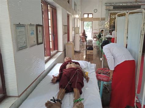 အလယ်ပိုင်းတိုင်းစစ်ဌာနချုပ်၊ နယ်လှည့်ဆေးကုသရေးအဖွဲ့မှ ချမ်းအေးသာစံမြို့နယ်အတွင်း ကျန်းမာရေးစောင့