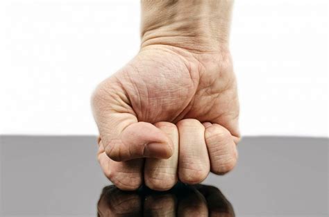 Signs Your Dad Is Abusive Selma Khan