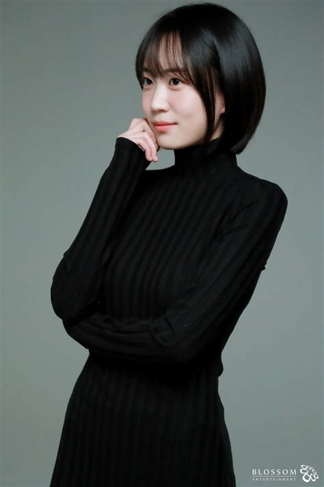 Lee Ha Eun Iv Photo Gallery 이하은 Hancinema