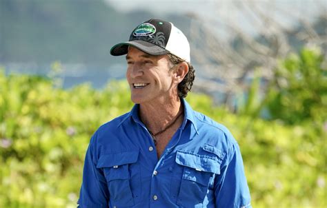 Jeff Probst Shares Thoughts On Tribe Swaps Explains Extra Vote Rules Inside Survivor