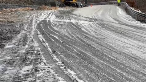 Video Masiv Dheu Dhe Zhavorri “mbulojnë” Rrugën E Arbrit
