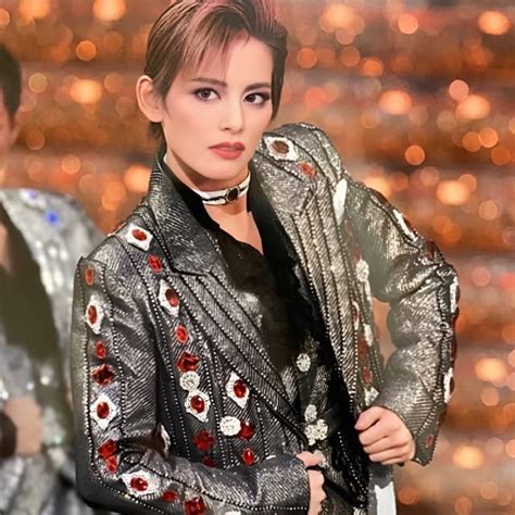 朝美絢への愛が溢れてます J Asm • Instagram Photos And Videos