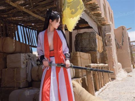 年年nnian 最新写真套图视频免费分享