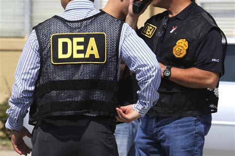 Dea Agent Jose Irizarry Made Millions Off Coke Traffickers