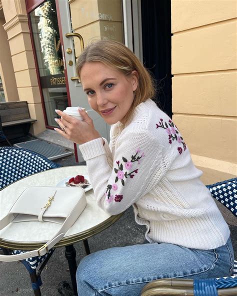 Nikoline Melk And Honning