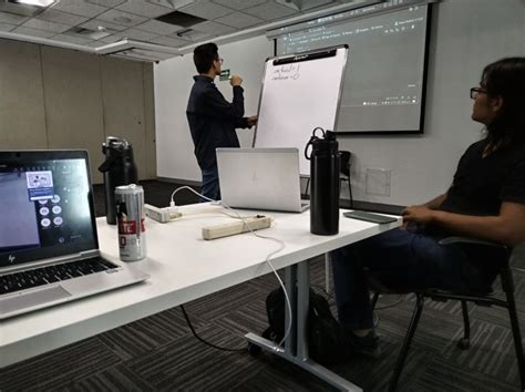 python jorge hernández