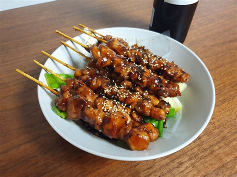 노브랜드 숯불데리야끼 닭꼬치 리뷰 — Hive