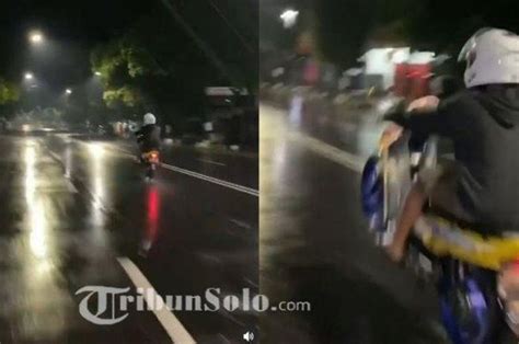 Viral Gara Gara Aksi Wheelie Di Jalan Raya Pengendara Yamaha F1zr