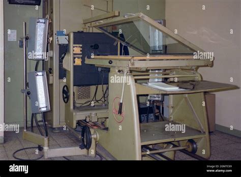 Large Process Camera Utilising Lithographic Film For Graphic