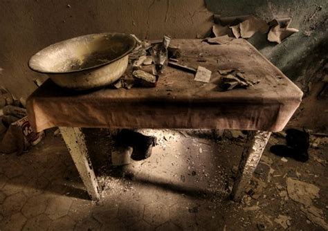 30 Incredible Examples Of Urban Decay Photography Web Design Ledger