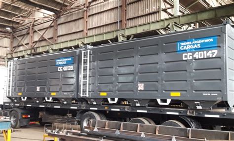 CrÓnica Ferroviaria Continúan Con La Construcción De Contenedores