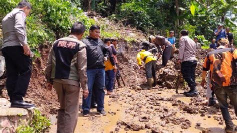 Bmkg Prediksi Curah Hujan Ekstrem Landa Garut Hingga Januari 2023