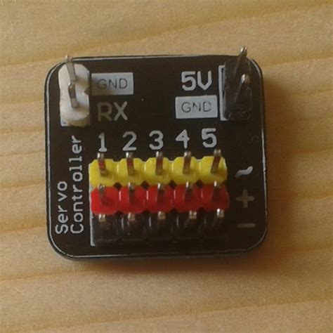 A Tiny Servo Motor Controller Hackaday