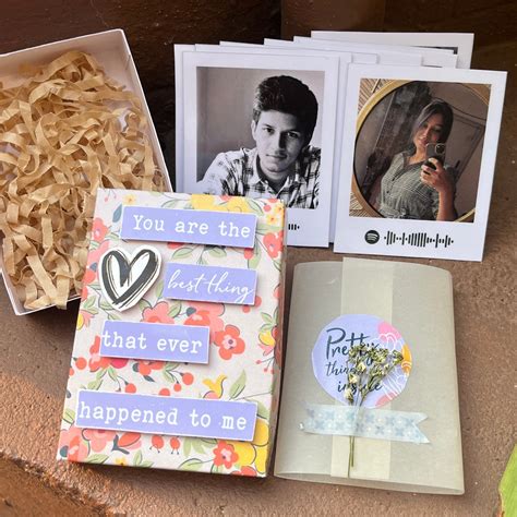 Love Polaroids Leets