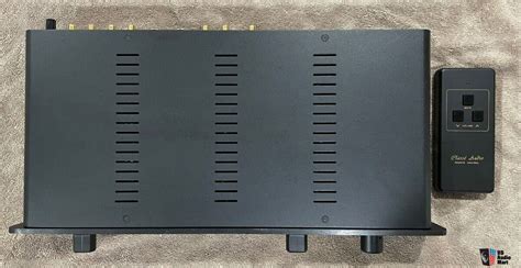 Classe Thirty 30 Preamplifier W Remote And Phono Stage Excellent