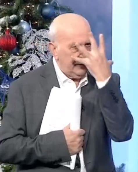 ΚΑΠΟΥ ΕΔΩ ΚΟΝΤΑ ΤΕΛΕΙΩΝΕΙ… ΒΙΝΤΕΟ Makeleio Gr