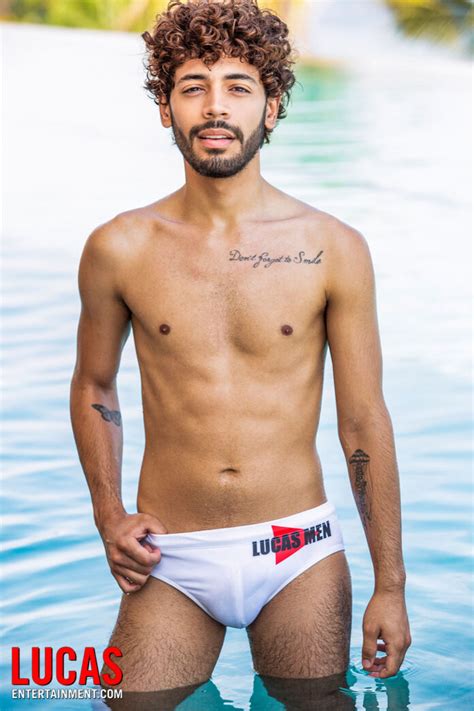 Model Of The Day Alle Marin Daily Squirt