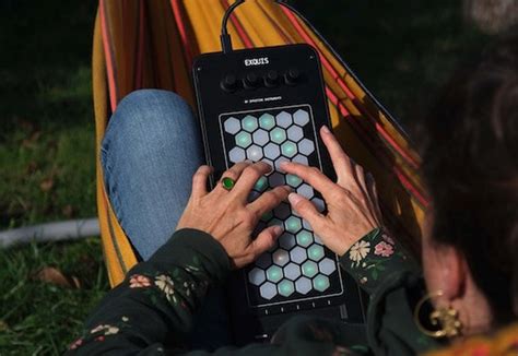 Exquis Musical Composing Keyboard App And Instrument Geeky Gadgets