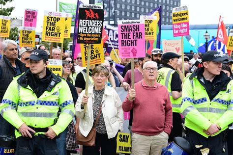 Huge Crowds Of Protesters Shut Down Ukips Liverpool Plans Liverpool Echo