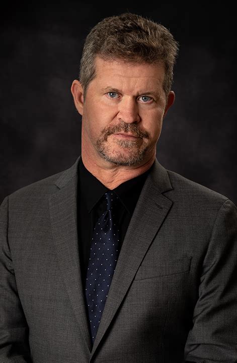 Headshots Greg Bryan