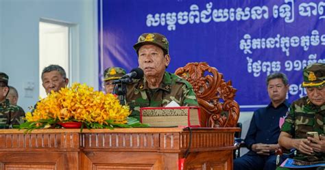 សម្តេចពិជ័យសេនា ទៀ បាញ់ អញ្ជើញជួបសំណេះសំណាល និងត្រួតពិនិត្យការងារសាងសង់ទីបញ្ចាការដ្ឋានជាតិ