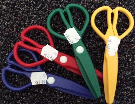 ZIG ZAG CRAFT SCISSORS Toys Meridian