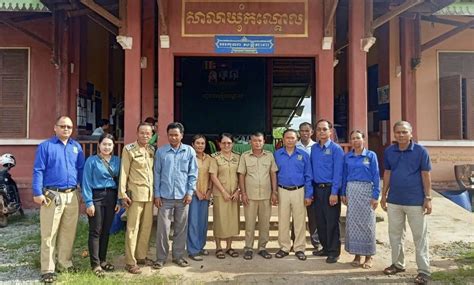 លោកស្រី គ្រី សោភ័ណ ប្រធានក្រុមប្រឹក្សាស្រុក និងលោក យិន មនោ អនុប្រធានក្រុមប្រឹក្សាស្រុក